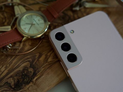 The Galaxy S22 Plus is the one you should buy | Android Central