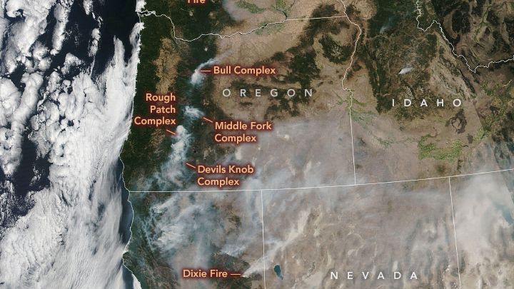 California's Caldor Fire seen from space in harrowing satellite images ...