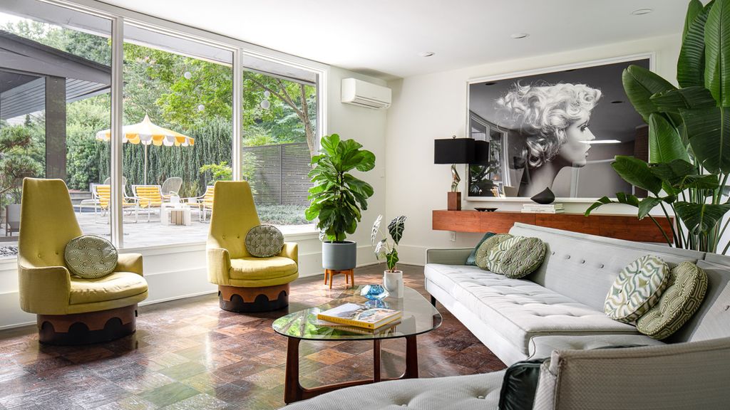 The style lessons we'll take from this stunning Mid-century modern home ...