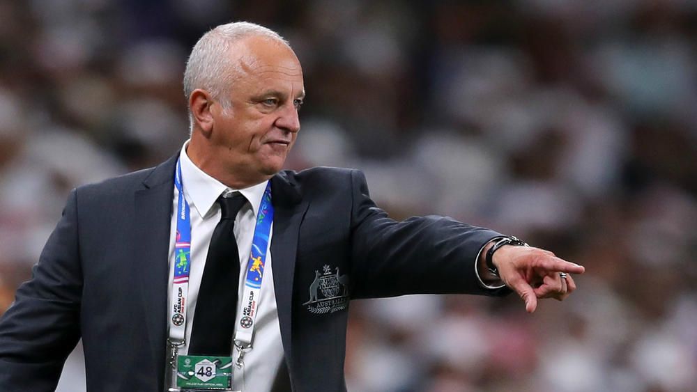 Australia coach Arnold denies Hibernian interest | FourFourTwo