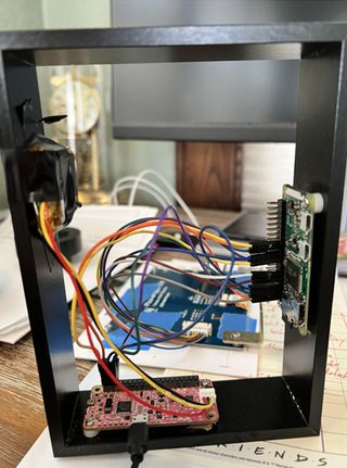 Raspberry Pi Moon Calendar Shows Lunar Cycle With e-Ink Display | Tom's ...