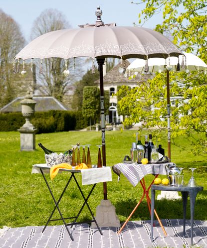 11 Garden bar ideas: The best way to entertain al fresco | Homes ...