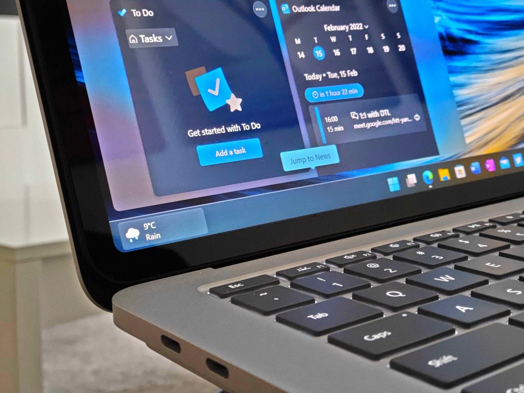 Windows 11's Widgets button will now show Taskbar alerts for all users ...
