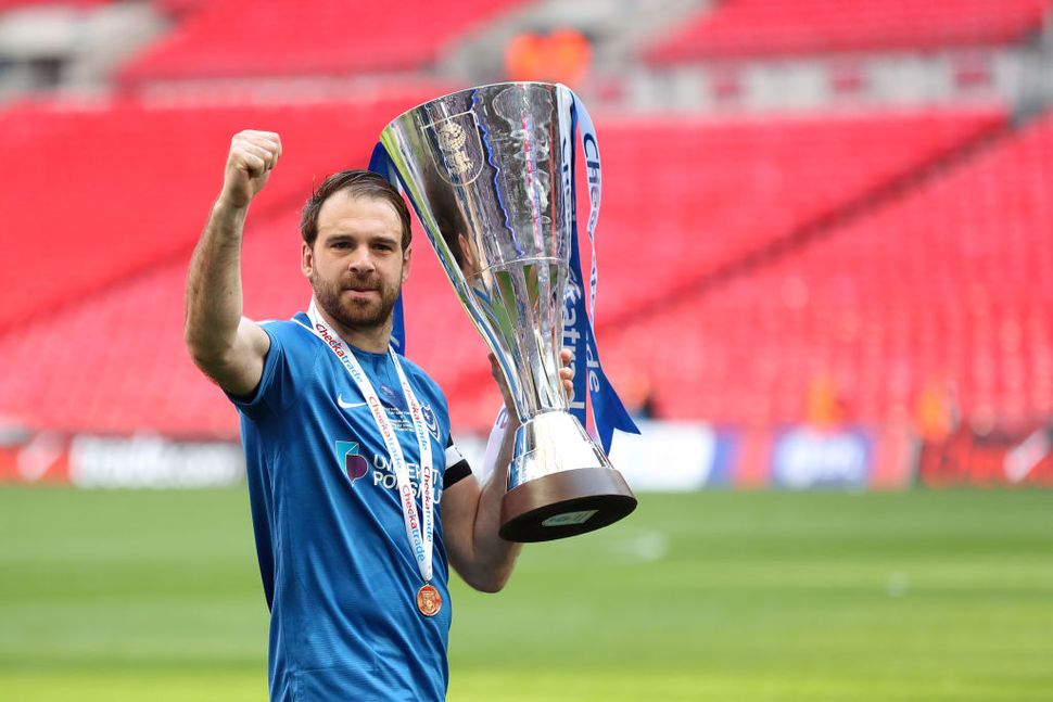 Why 34-year-old EFL striker Brett Pitman dropped from newly promoted ...