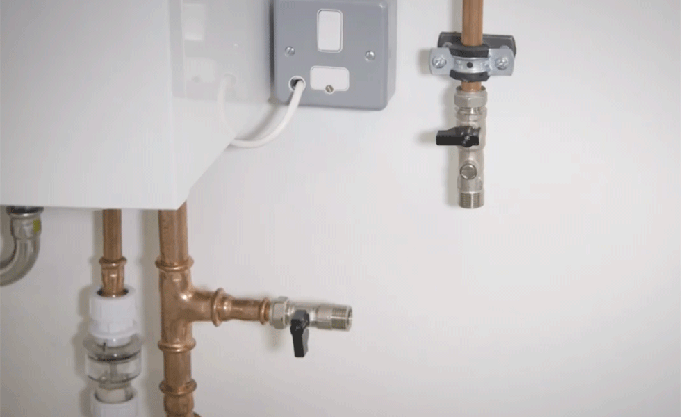 How to Repressurise a Boiler | Homebuilding