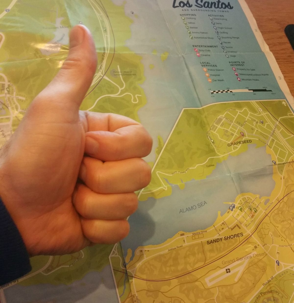 Why I love physical videogame maps | PC Gamer