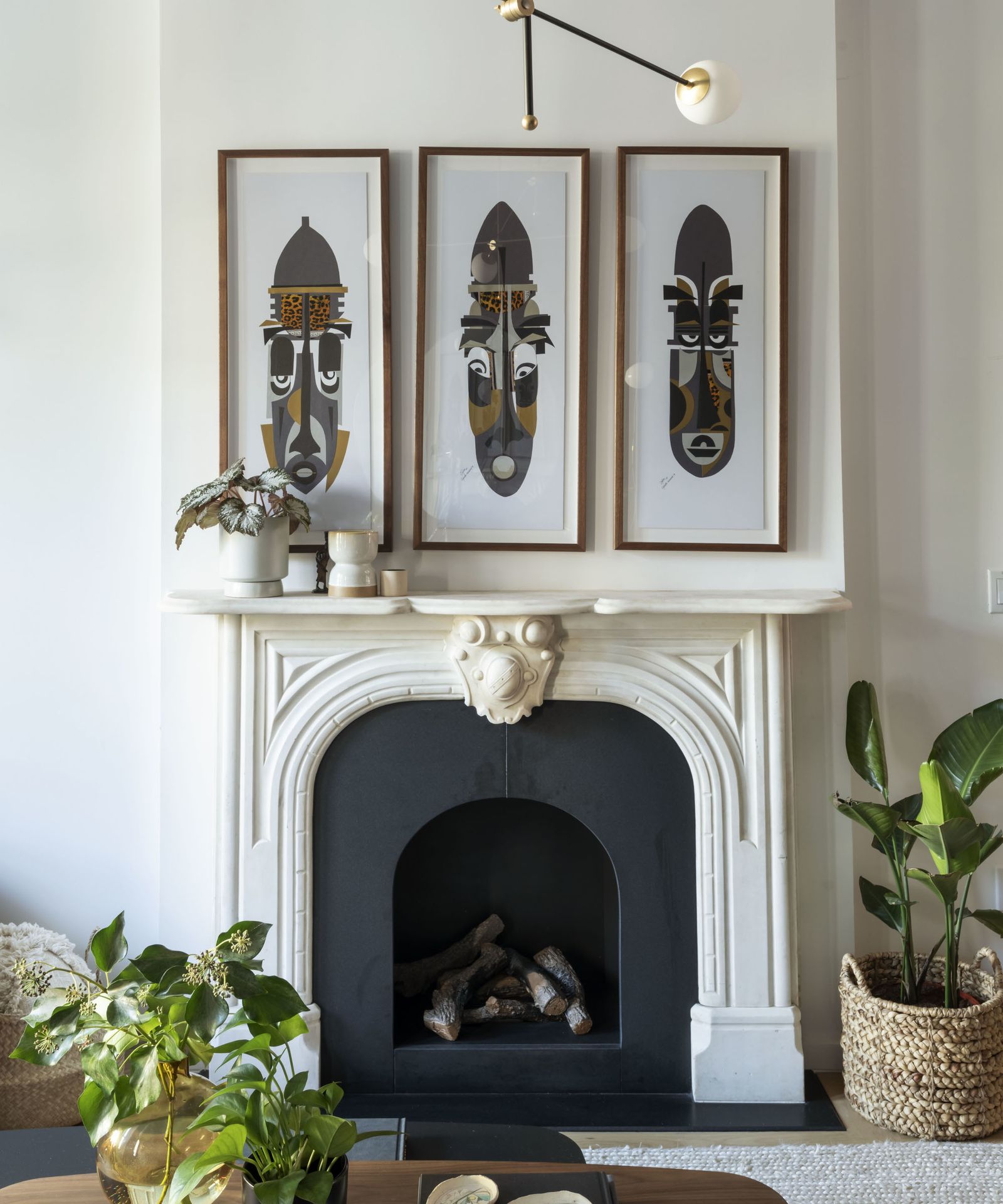 How to pick the perfect picture frame, according to an art consultant ...