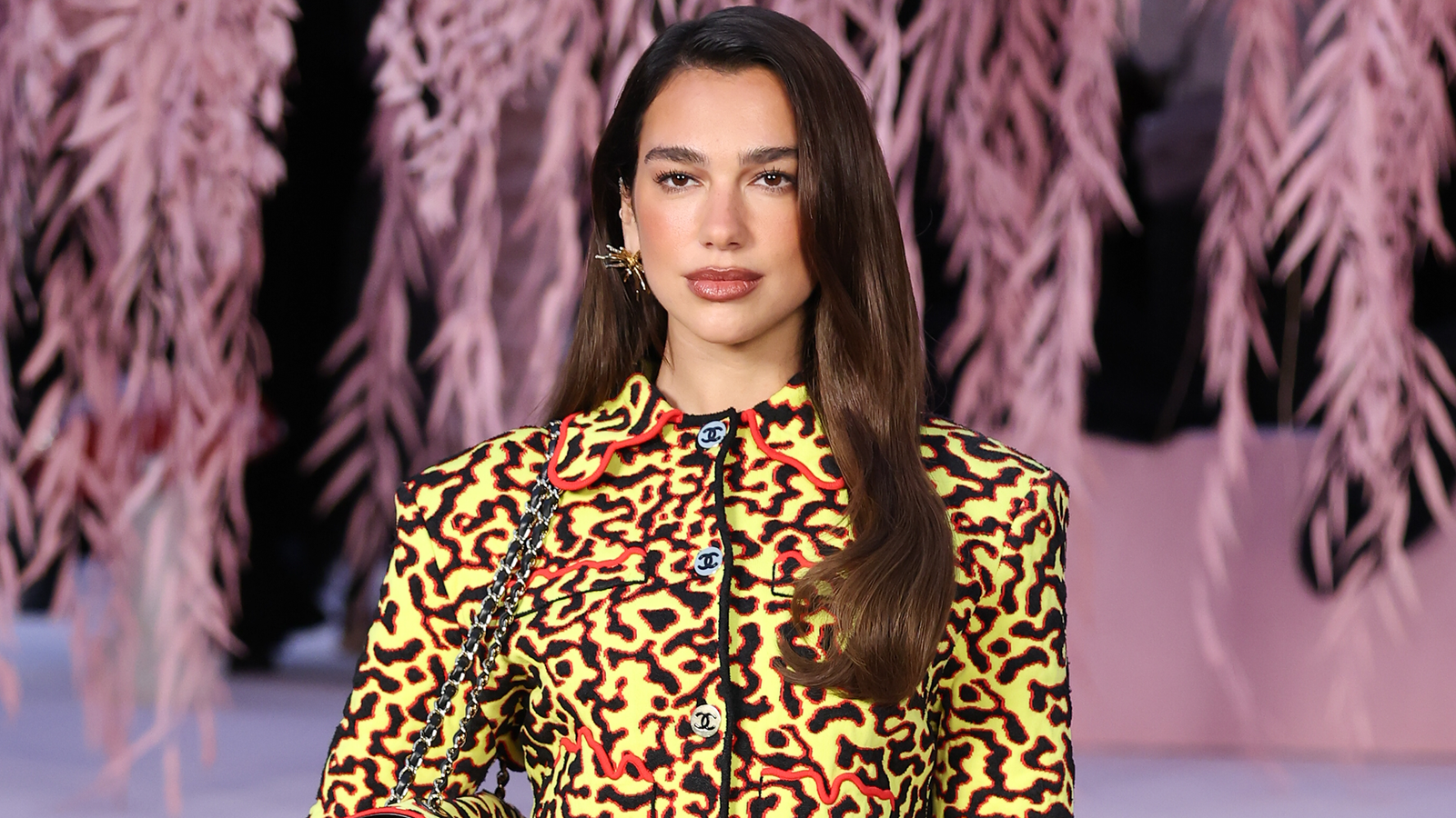 Dua Lipa Trades Neutral Tweed for a Fiery Skirt Set at Chanel's Haute ...