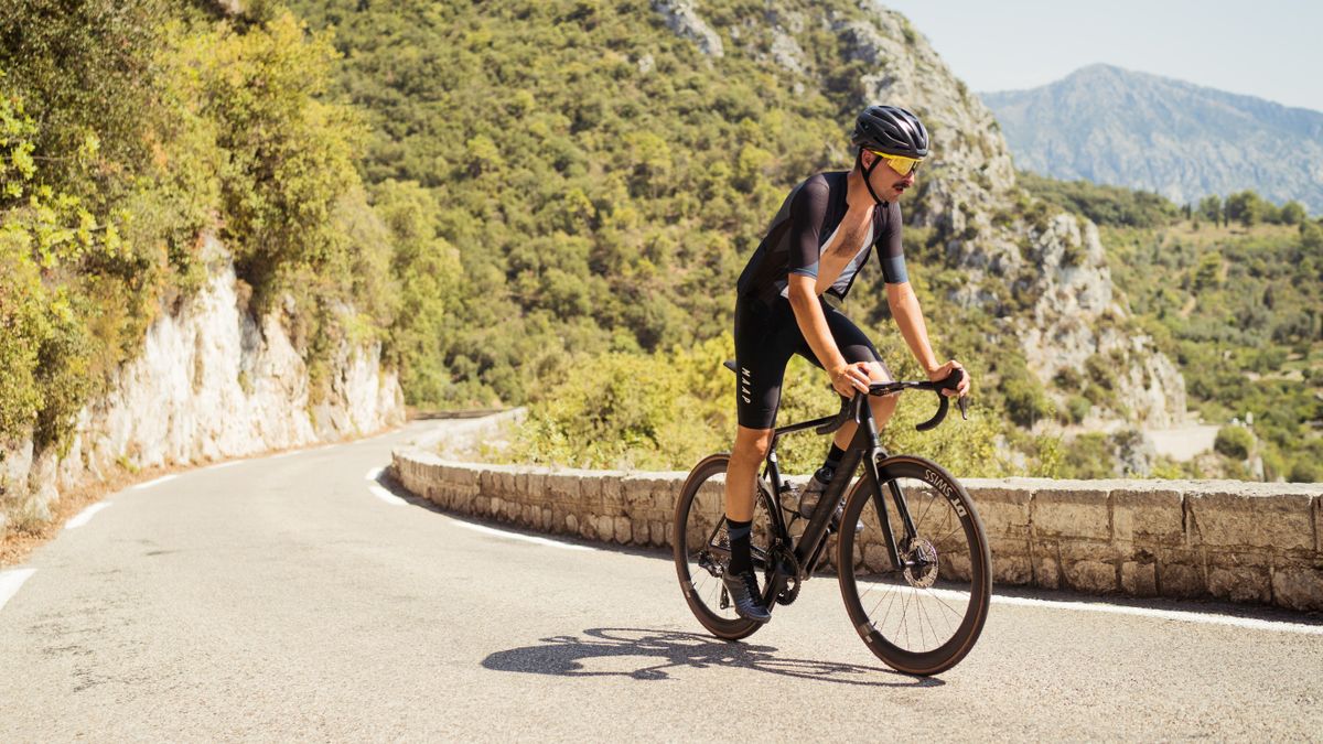 The Endura Shumba II cycling glasses punch above their weight | Cyclingnews