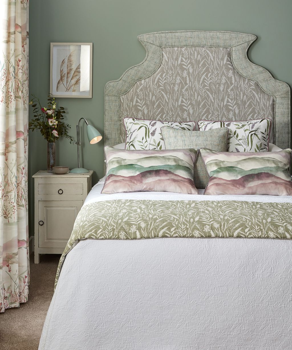 11 green bedroom ideas to soothe, nurture and energise | Homebuilding