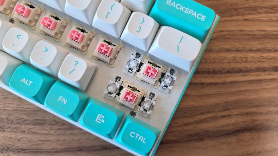 Redragon K683WB FIDD Magnetic Gaming Keyboard Review: Magnetic Switches on a Tight Budget | Tom ...