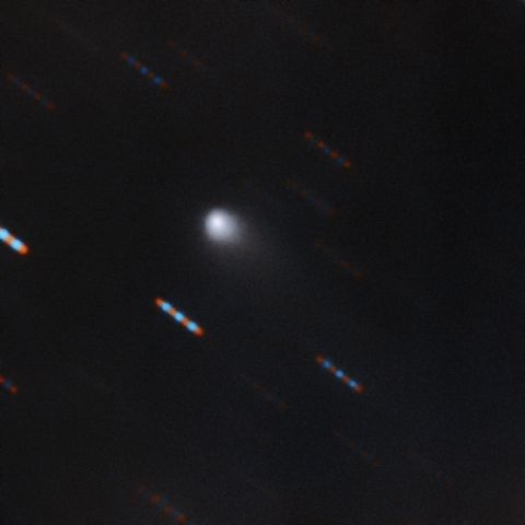 1st Color Photo of Interstellar Comet Reveals Its Fuzzy Tail | Space