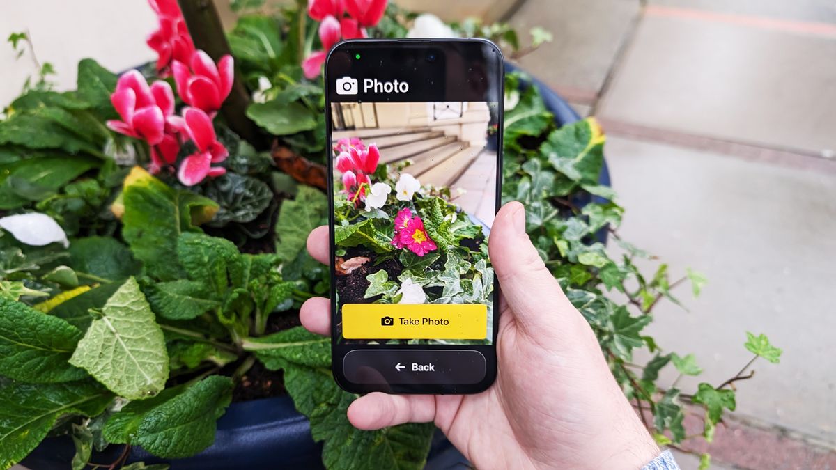 I tried Apple’s alternative iPhone interface in iOS 17 — here’s what ...