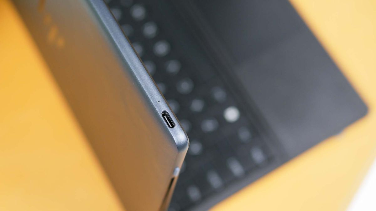 HP Spectre Fold review — the best foldable laptop yet costs a fortune ...