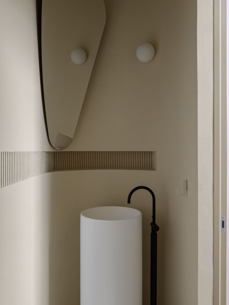 Bathroom faucet trends – 8 designs, colors and finishes | Livingetc