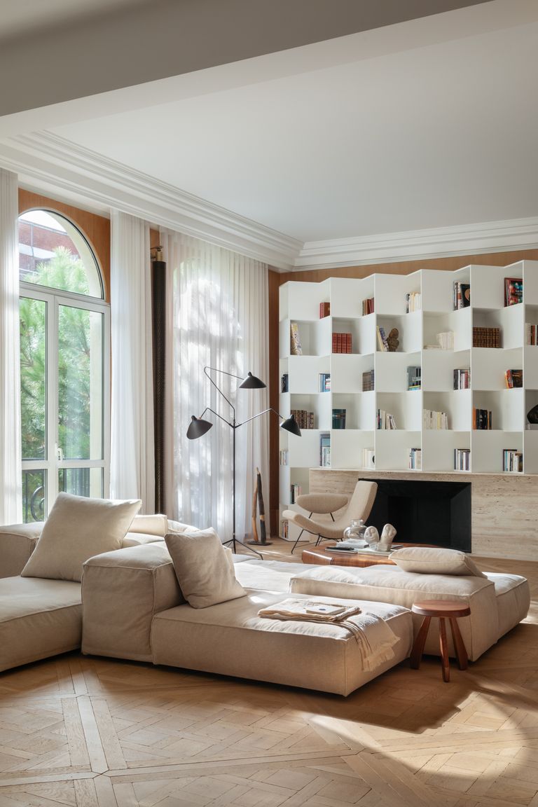 This Parisian home might have the world's best bookcase