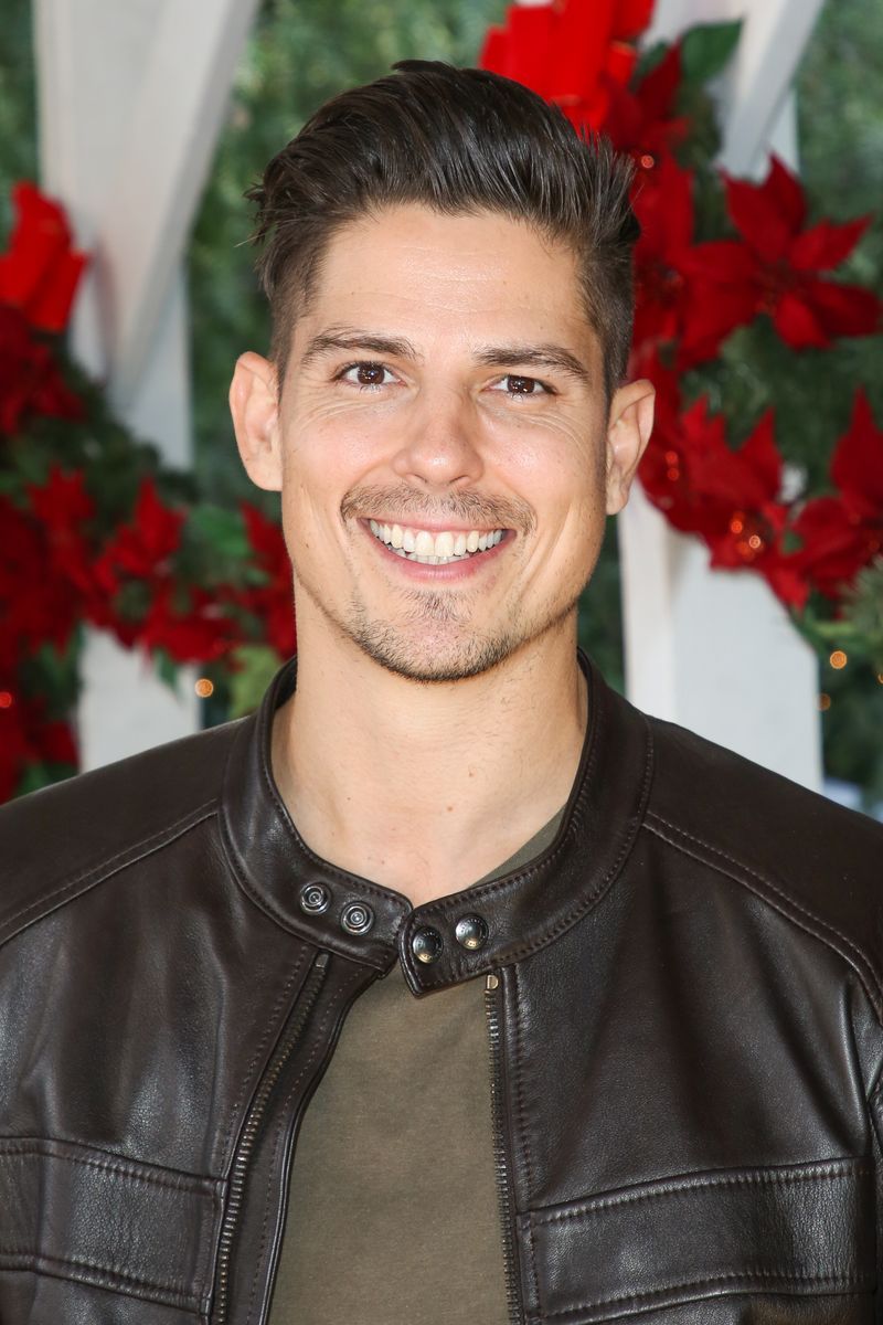 Celebrity Heartthrobs From the '80s to 2000s: Then vs. Now Photos ...