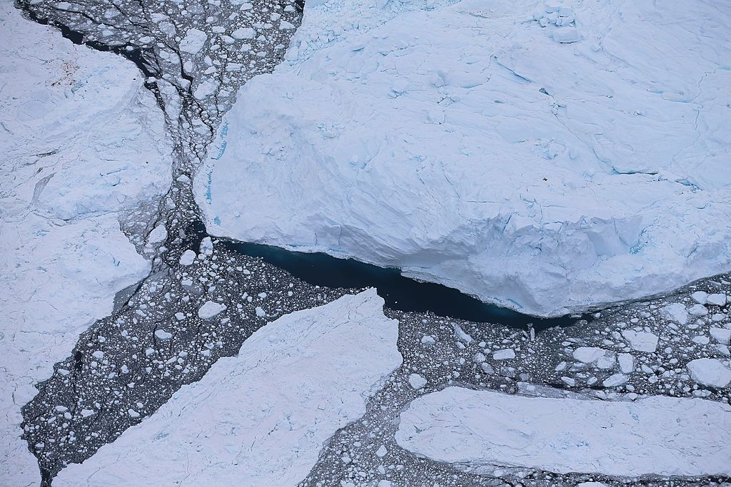Glacier twice the size of Manhattan breaks off the Arctic's largest ice ...