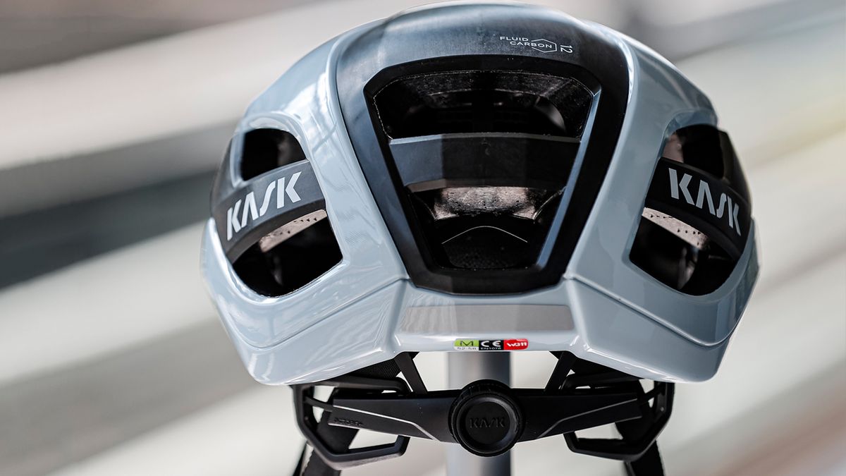 New Kask Elemento helmet uses 3D printing and carbon fibre | Cyclingnews