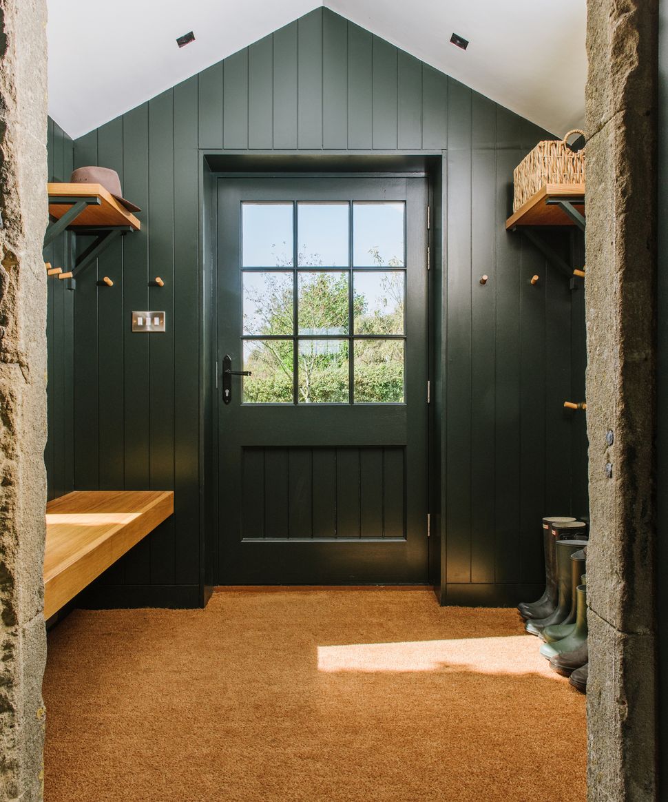 Hallway design: How to create the perfect entrance | Homebuilding