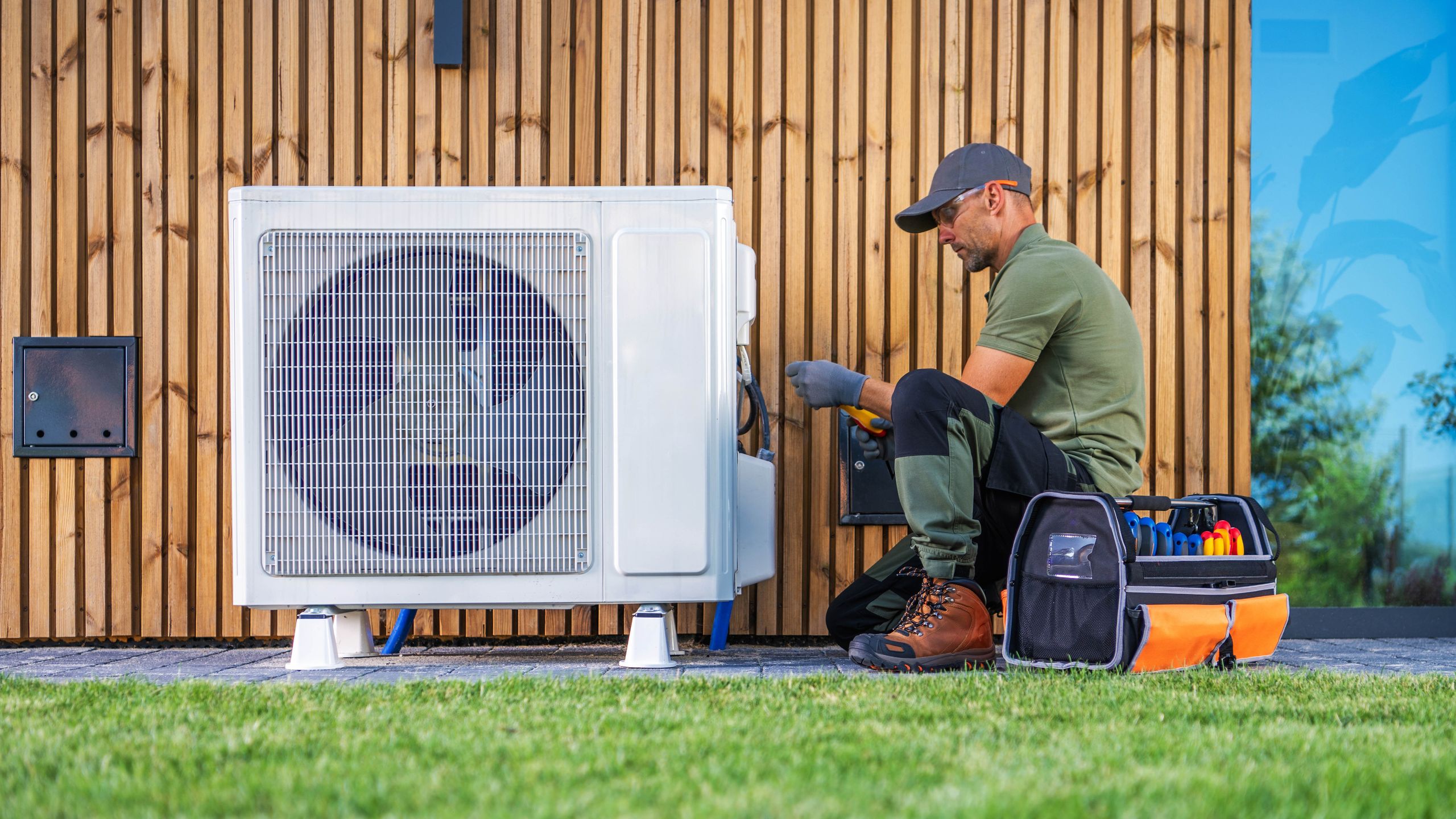 Should you repair or replace your HVAC unit? Here's what the experts ...
