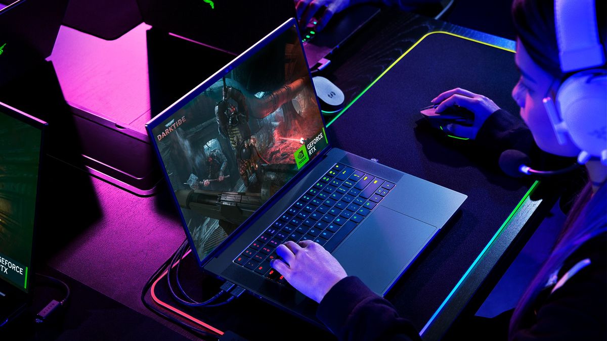 Razer adds the world's first 240Hz OLED display to its Blade 16 gaming ...