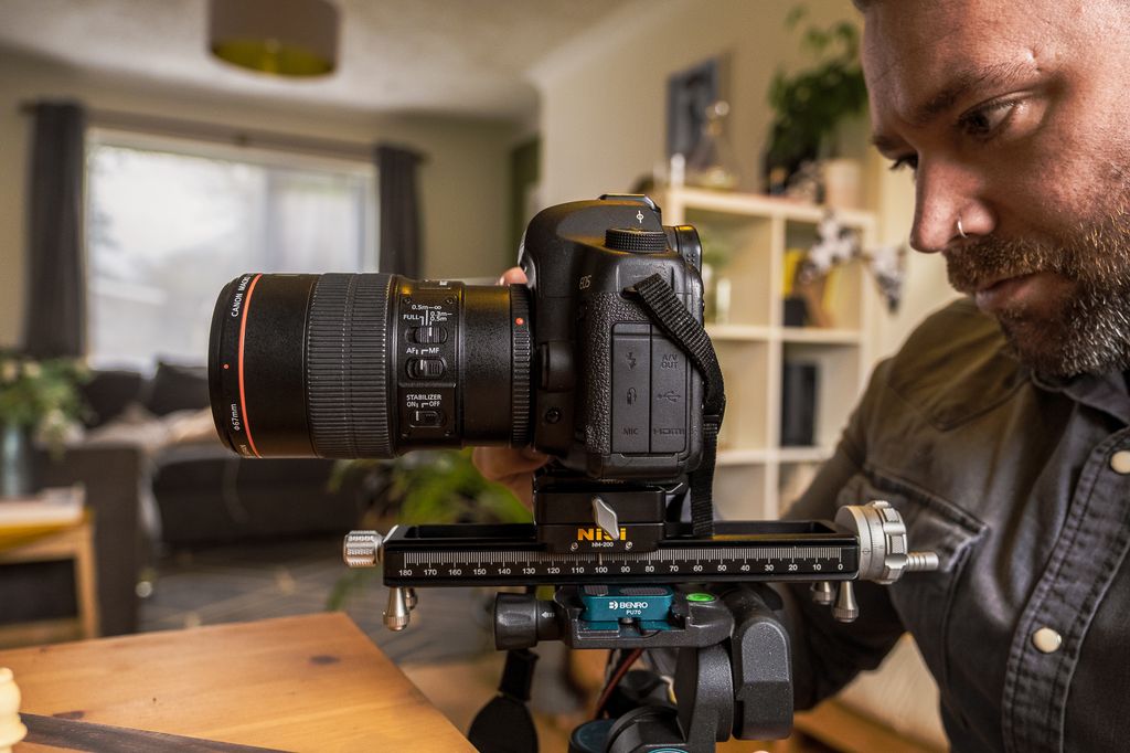 How to use a macro focusing rail for a focus-stacked close-up | Digital ...