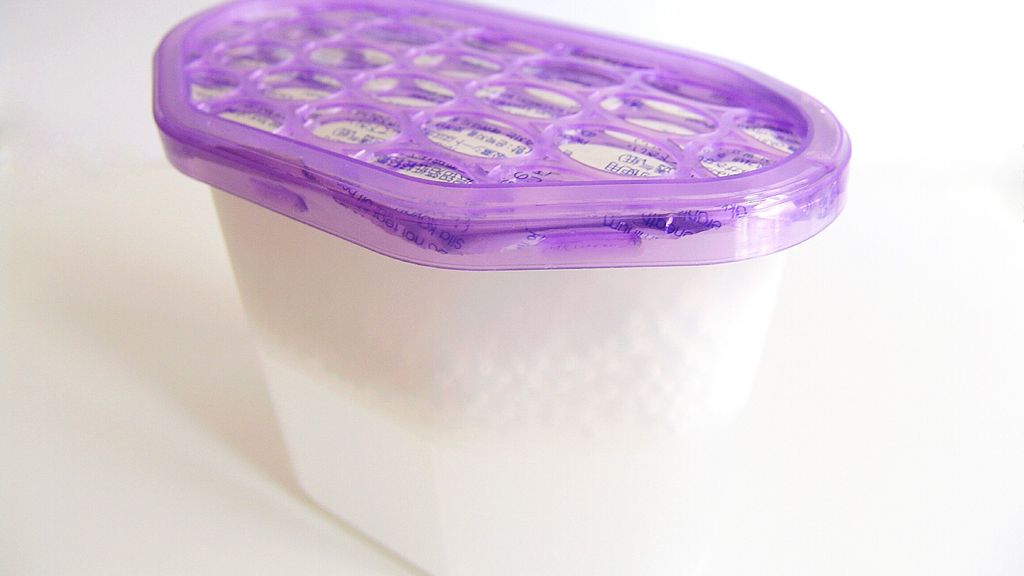 What are dehumidifier bags and do they tackle excess moisture? | Woman ...