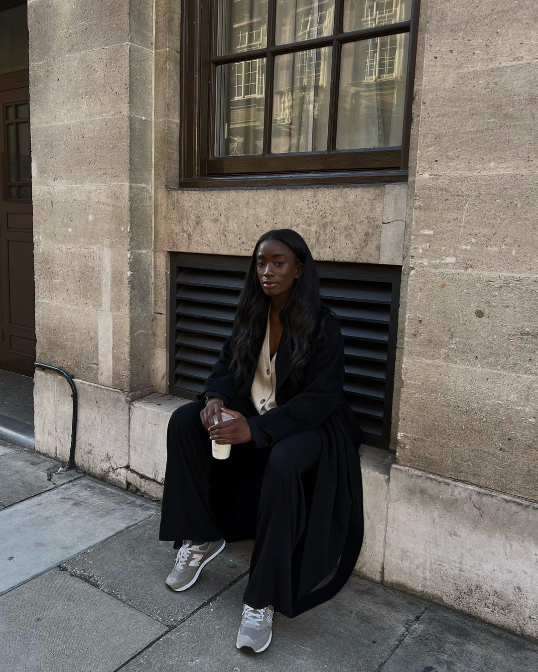 8 Editor-Approved Chic Travel Outfits for Long Flight | Who What Wear UK