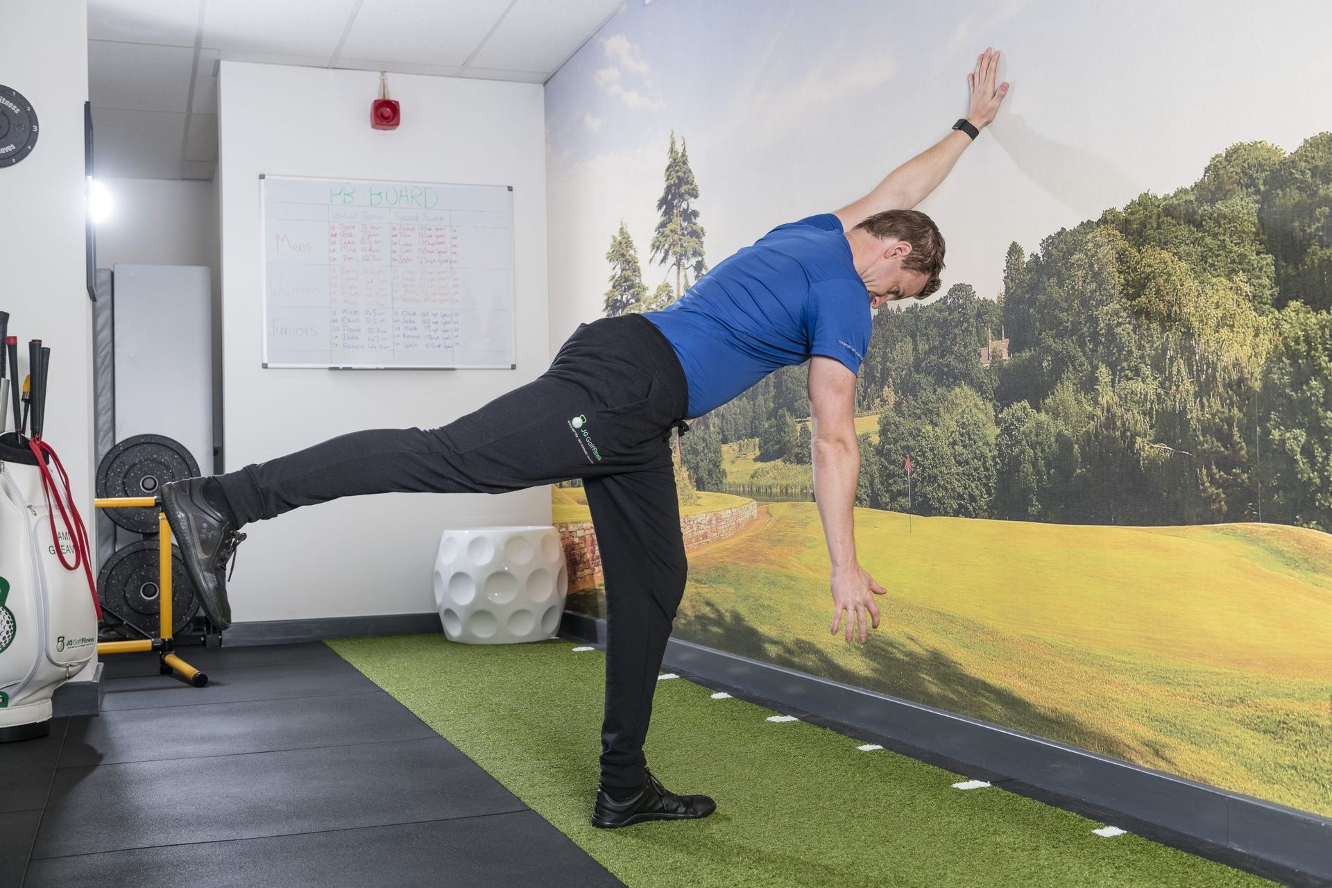 10 Simple Golf Stretch Exercises Everyone Can Try | Golf Monthly