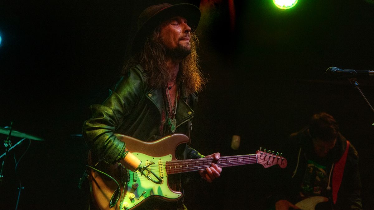 Keith Xander on his one-armed guitar technique: “It takes a lot of time ...