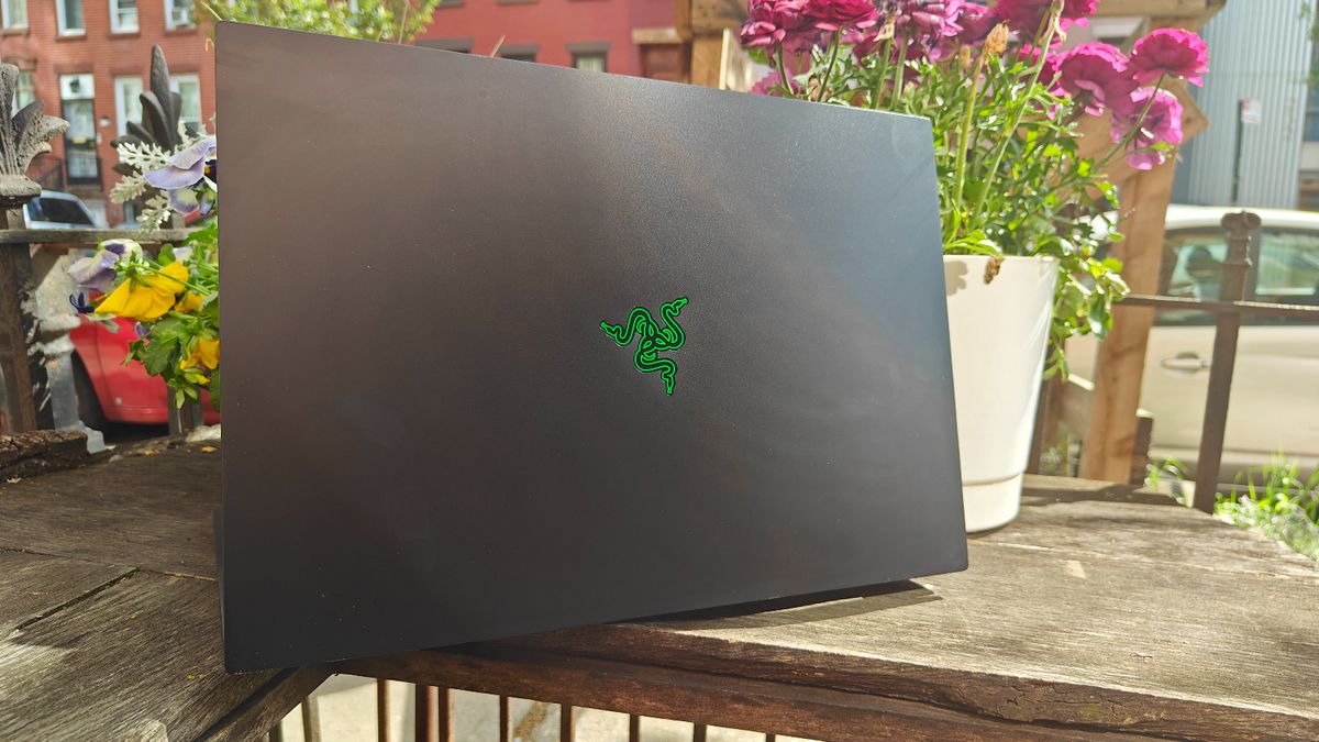Razer Blade 18 review: One of the top 5 gaming laptops of 2023 | Laptop Mag
