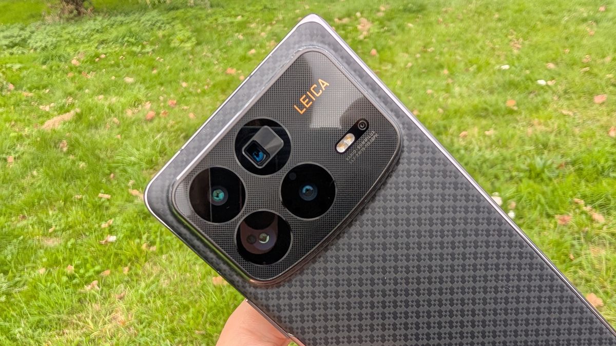 Xiaomi Mix Fold 4 review: Nice looks if you can get it | Tom's Guide