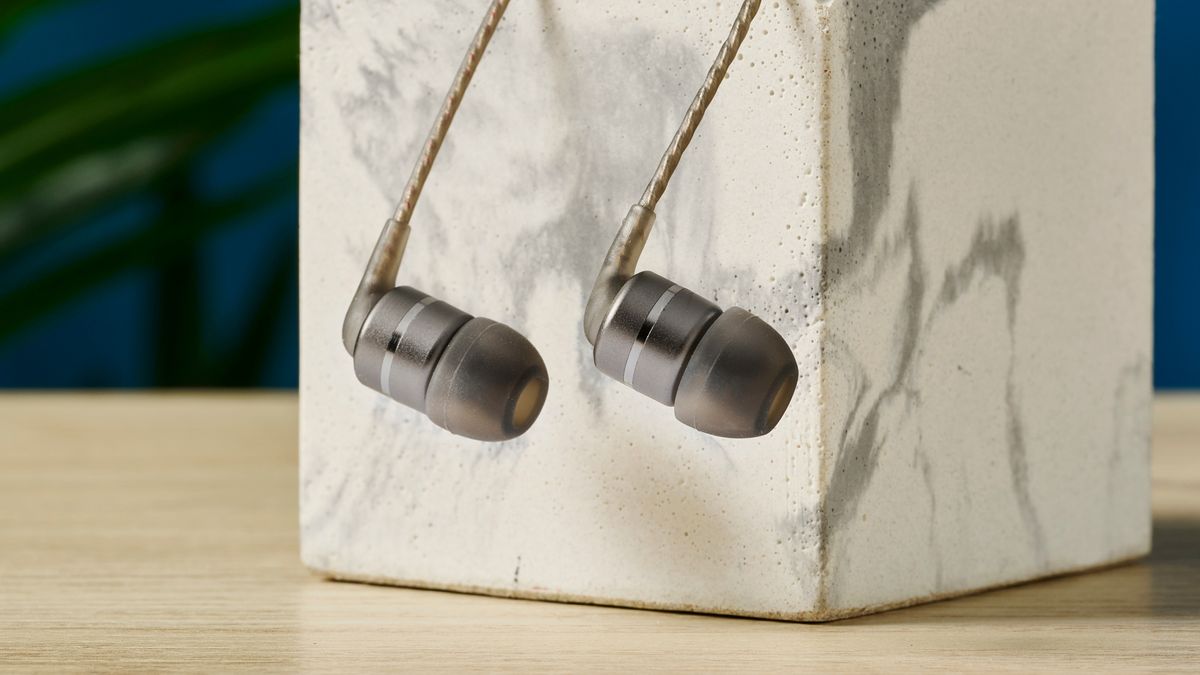 SoundMagic E80D review | Tom's Guide