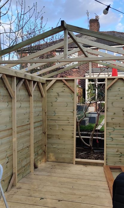 How to build a summer house: A guide to constructing your own ...