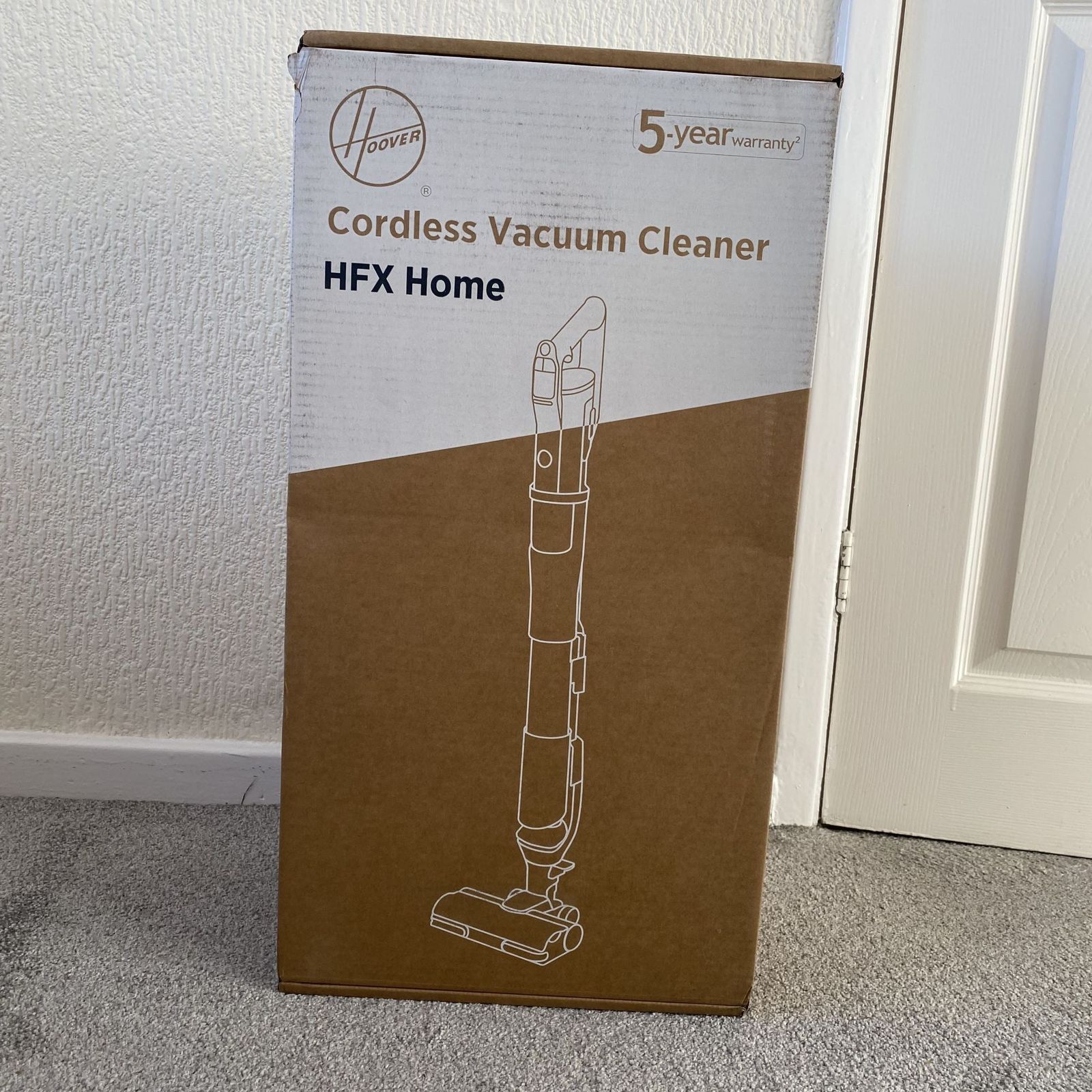 Hoover HFX vacuum review: the corner genie is a gamechanger | Ideal Home