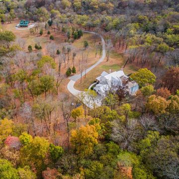 Yeehaw! Miley Cyrus has bought a stunning Tennessee farmhouse | Ideal Home