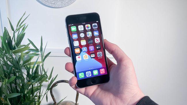 When should I buy a new iPhone? A guide to picking the right time to ...