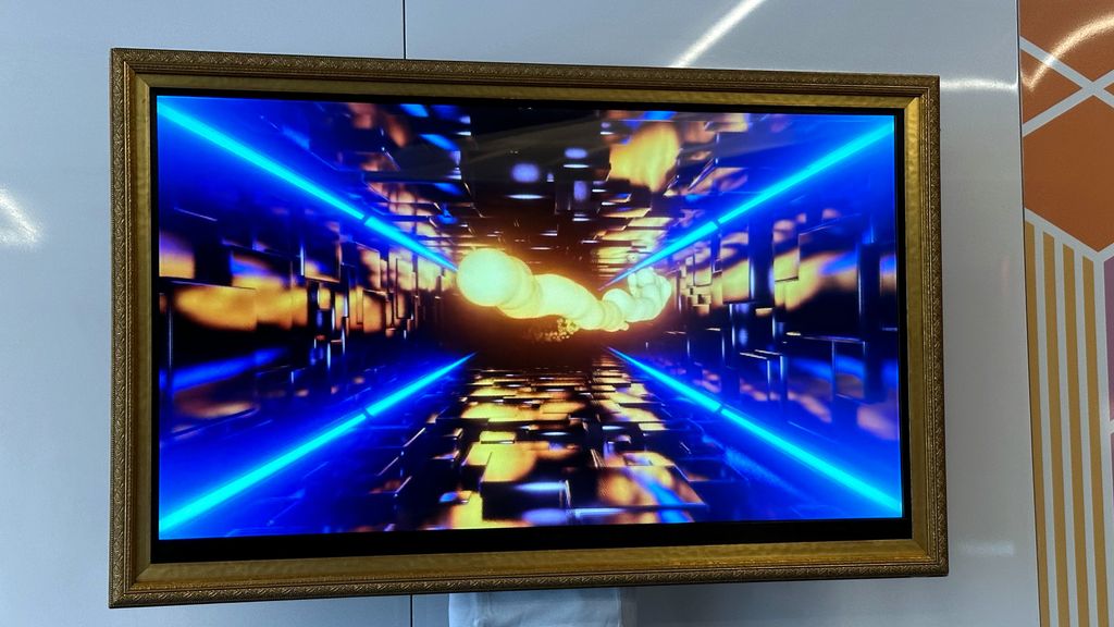 I saw a 3D TV and it almost made me believe it could be a thing again ...