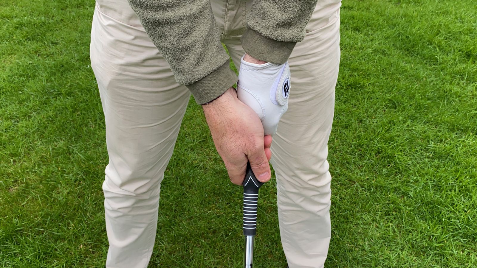 World Number One Scottie Scheffler Uses This $10 Training Aid In EVERY ...