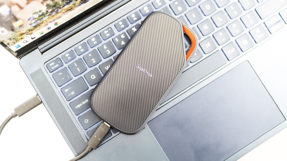 Sandisk Extreme Pro USB4 portable SSD review: one of the fastest ...