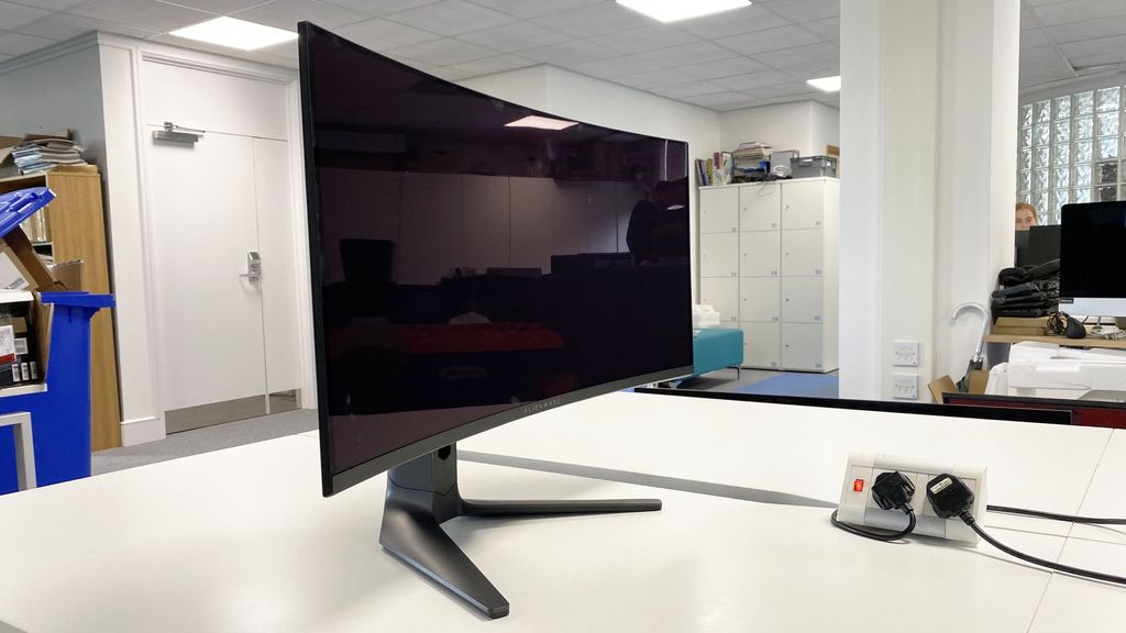 Alienware 34 AW3423DWF review: "One of the very best just got better ...