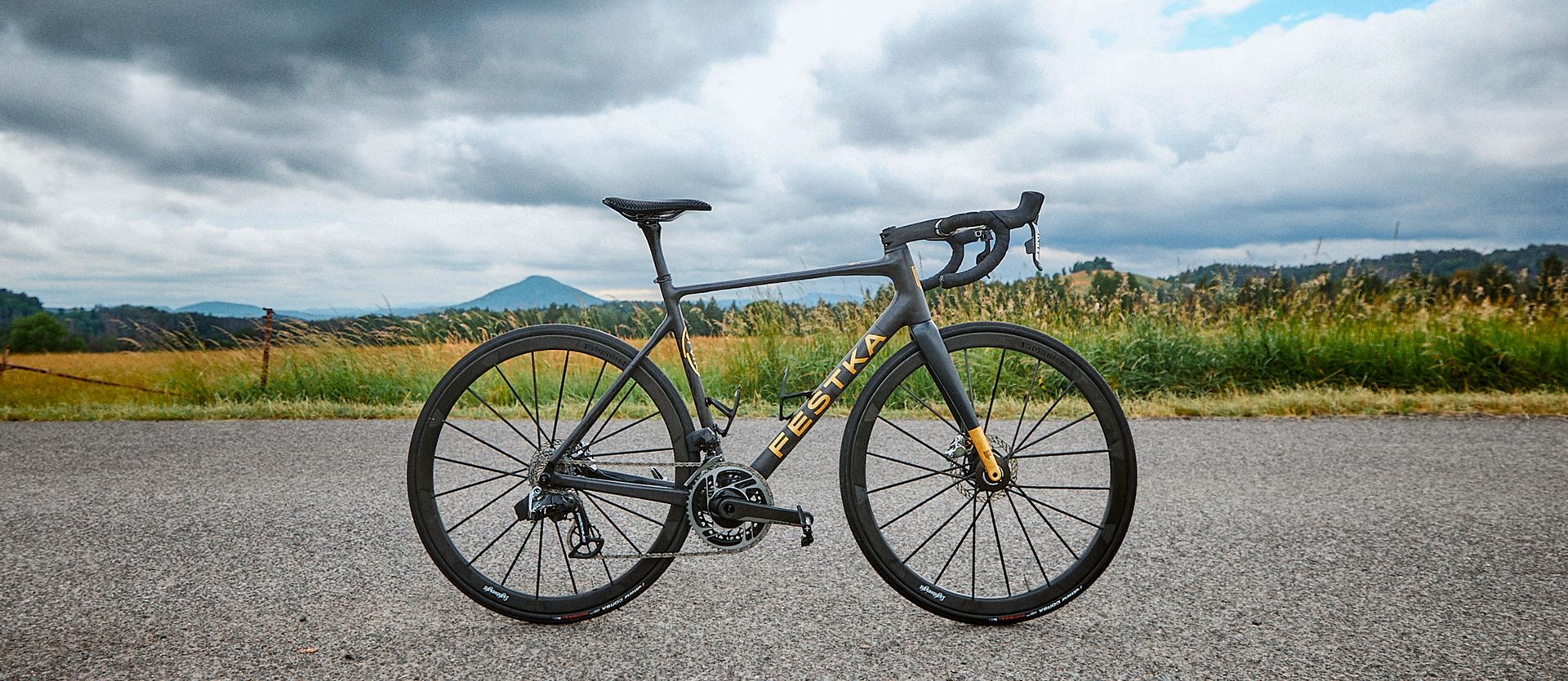 Festka Spectre review: A custom carbon bike from Czechia | Cyclingnews