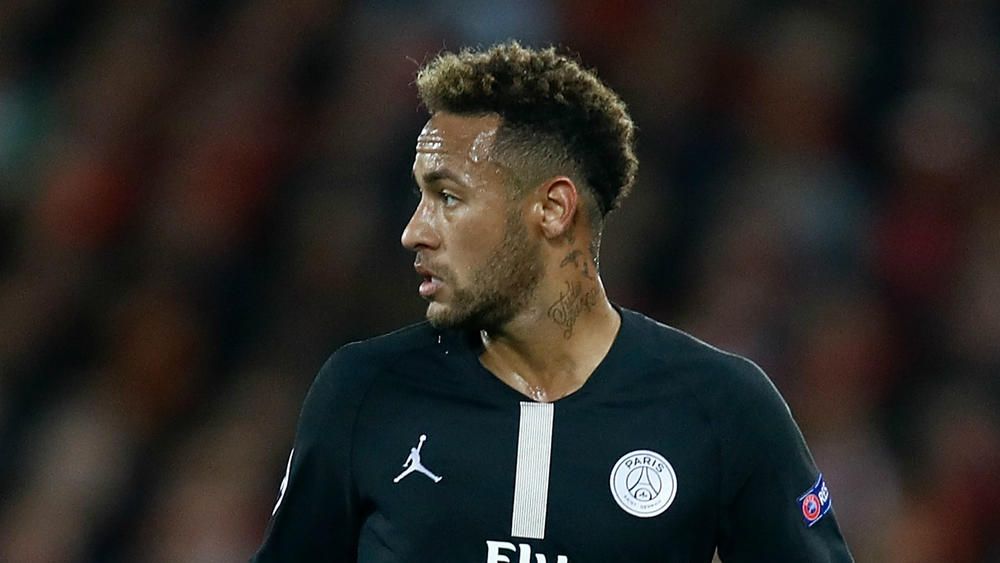 Neymar focus bad for football - PSG's Maxwell | FourFourTwo