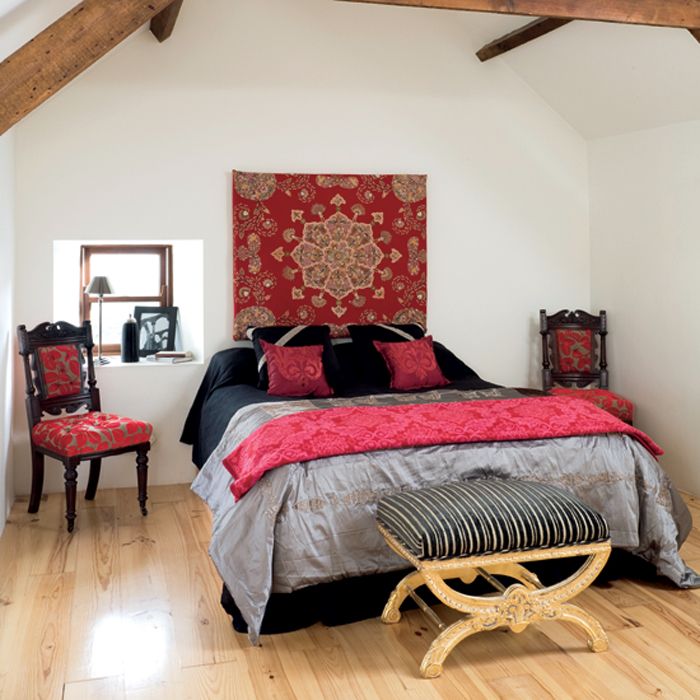 Ruby red bedroom ideas | Ideal Home