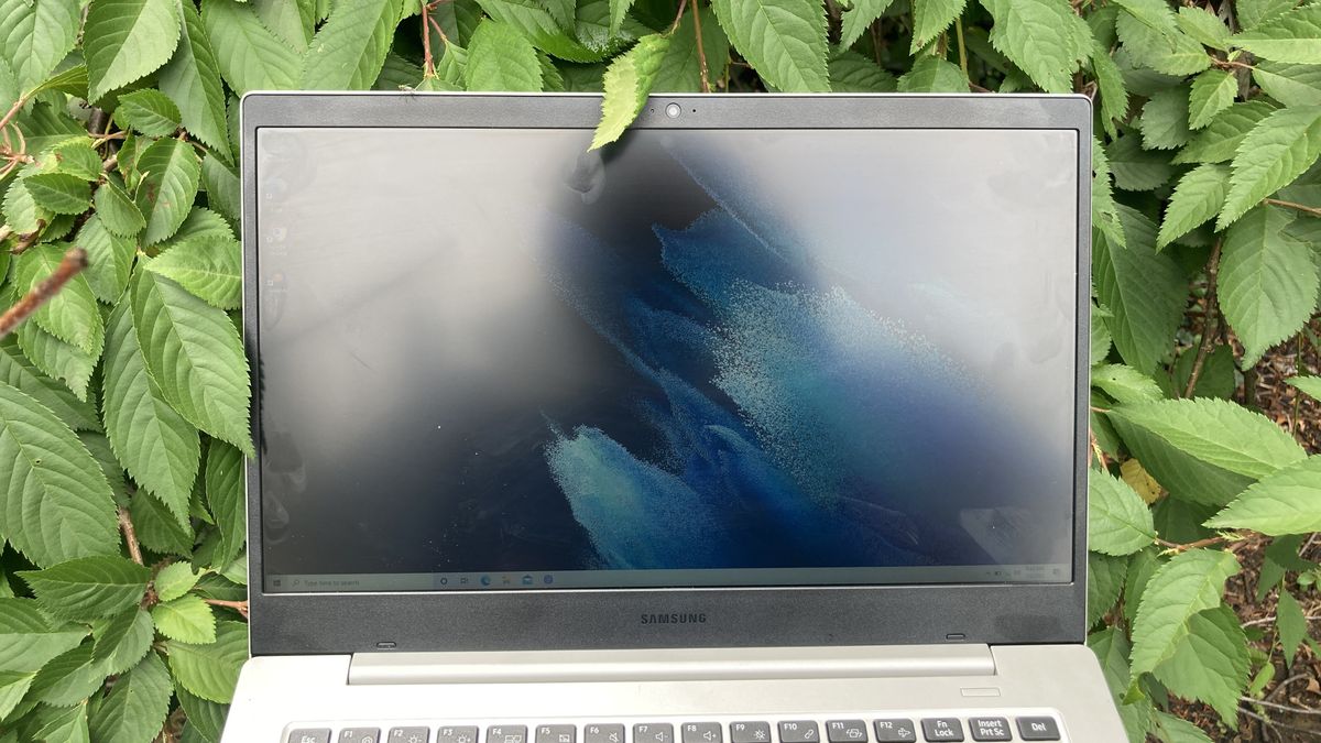 Samsung Galaxy Book Go: The $349 laptop that tests your patience ...