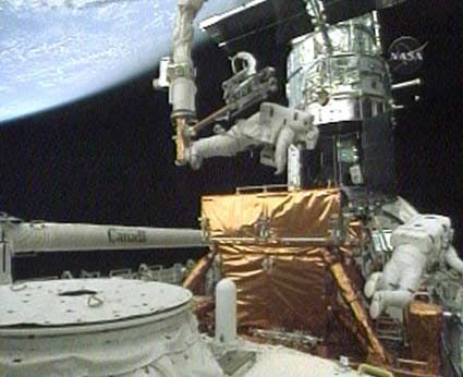 Astronauts Repair Key Hubble Device in Tough Spacewalk | Space