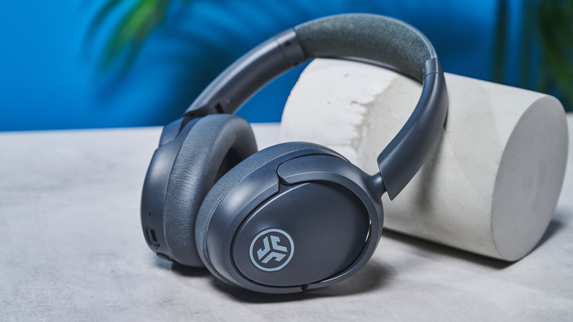 I test headphones for a living — here's the best sounding headphones ...