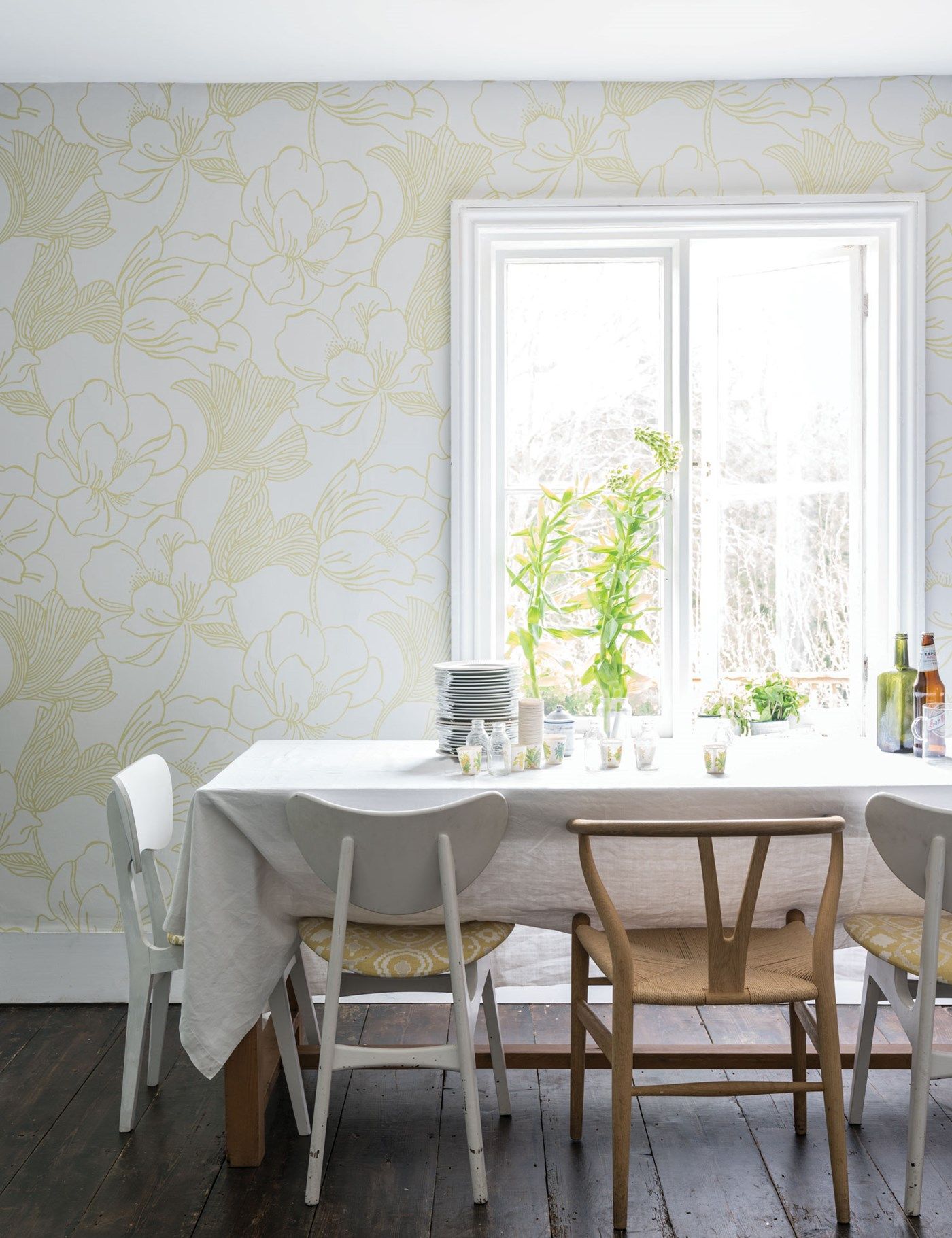 10 dining room wallpaper ideas – modern murals, quirky prints and ...