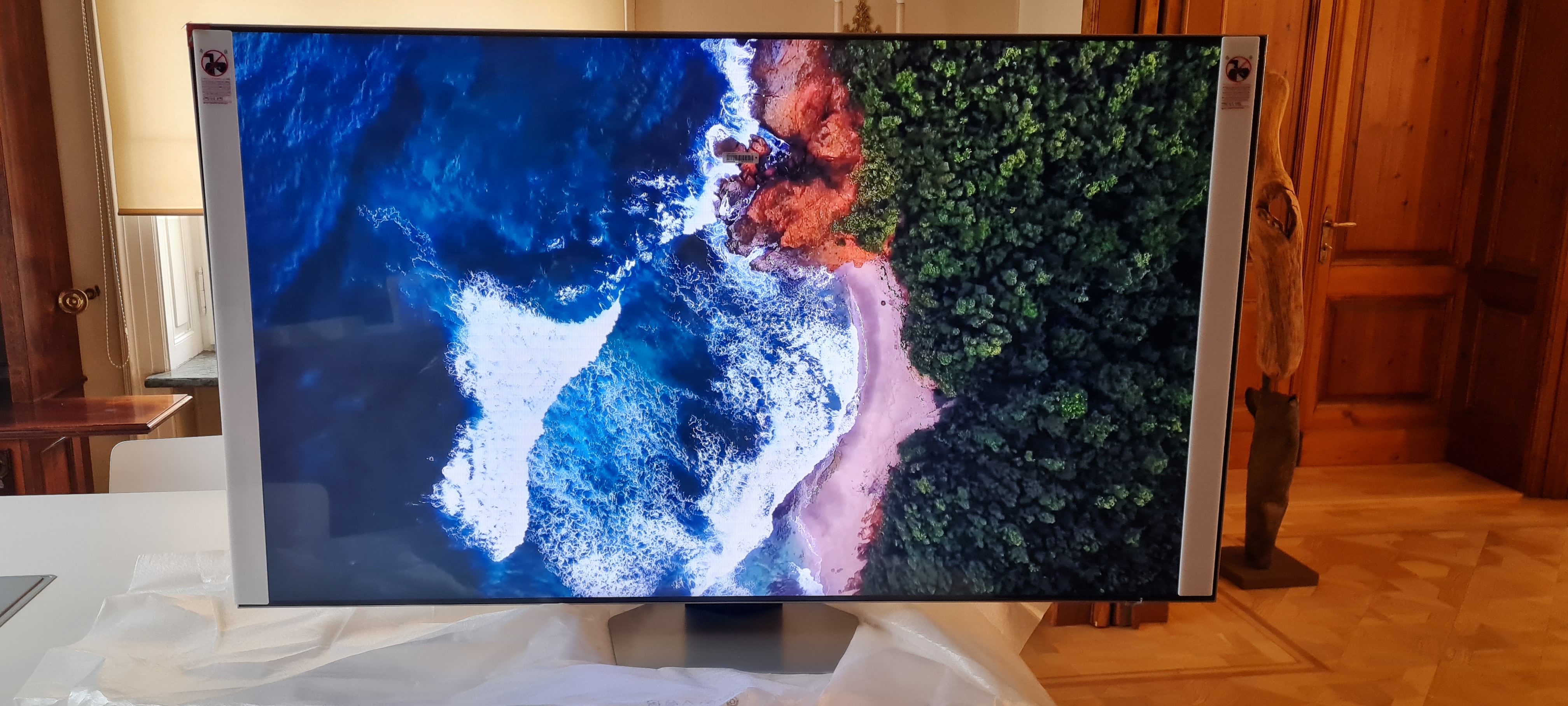 Samsung Neo QLED 4K QN85C Review Ein Brummer In Sachen Umfang Und